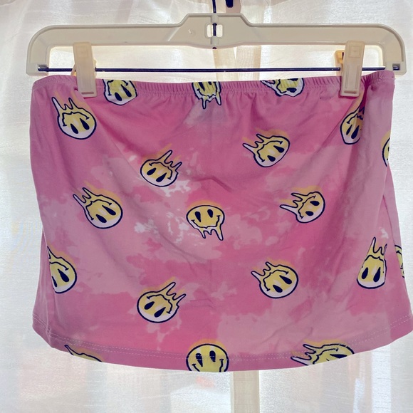 Rue21 | Tops | Trippy Strapless Crop Top With Drippy Smiley Faces Size ...